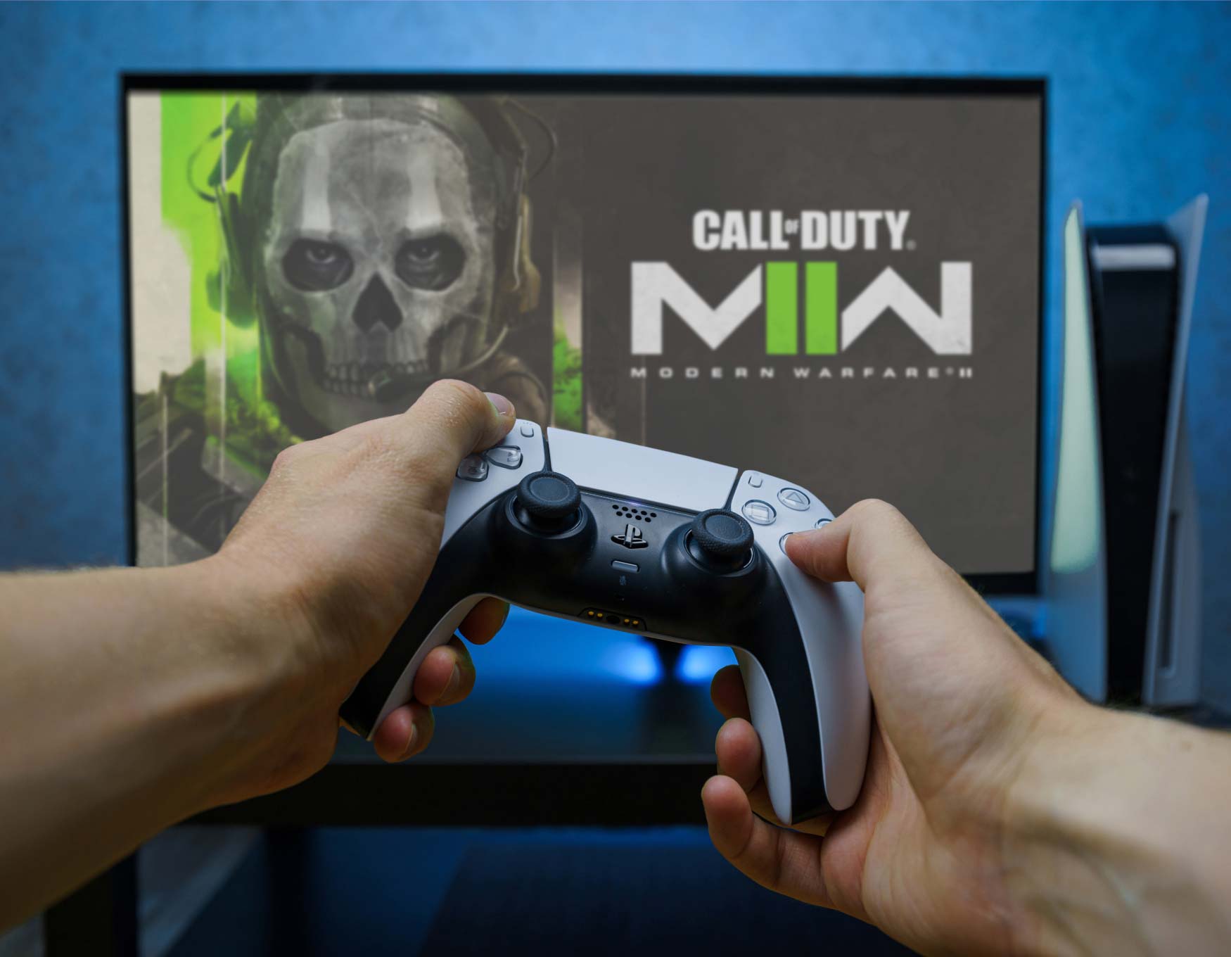 Call of Duty fires on record sales - Superhero